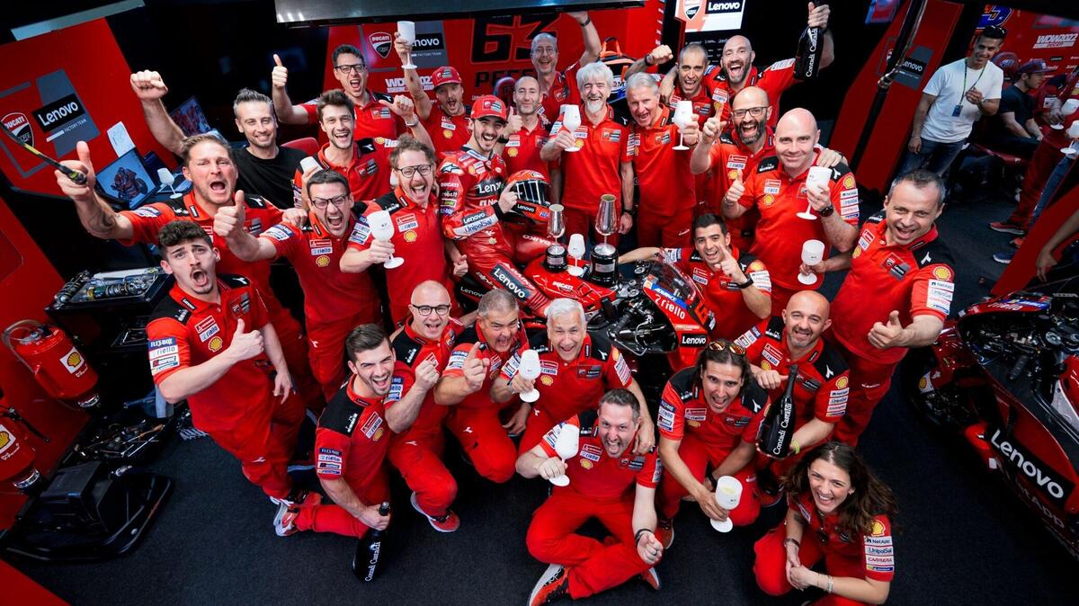 Dall’Igna, Tardozzi e Miller tra carezze, spumante e tamburi. Nel box ...