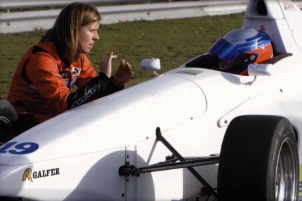 La storia dietro la stella sul casco di Carlos Sainz a dieci anni dalla ...