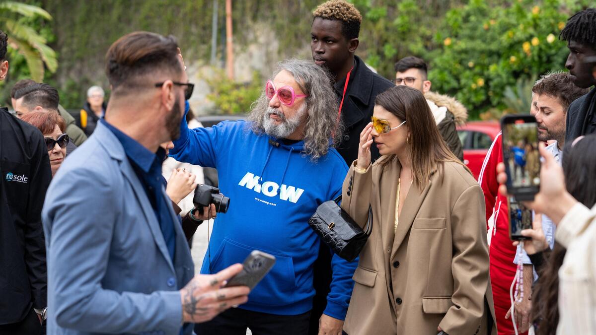 “Mi sono odiata più degli hater”. Emma a pranzo al Bestiario Pop di MOW ...