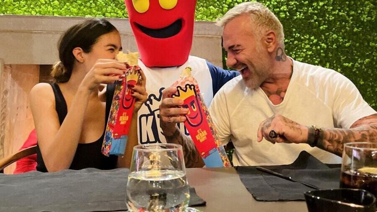 Siamo andati a mangiare da Kebhouze di Gianluca Vacchi, che dopo i ...