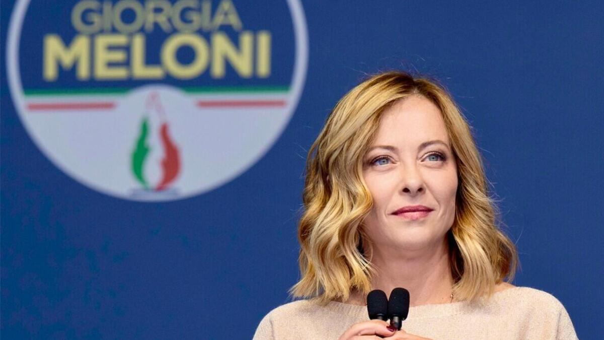 Ma voi lo sapete che Meloni vola a Pechino per "chiedere scusa" a Xi ...