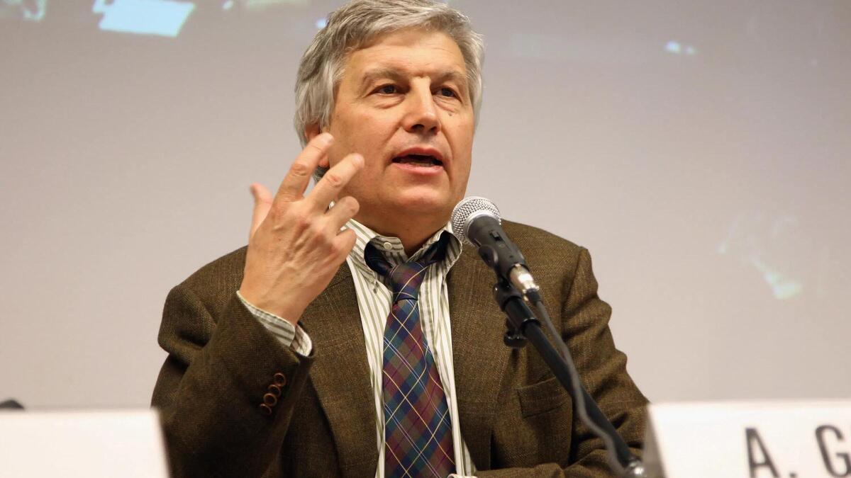 Aldo Grasso, il guru della tv, critica tutti ma non ha mai condotto un ...